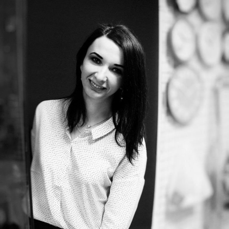 Nasz zespół | ANNA WRONA